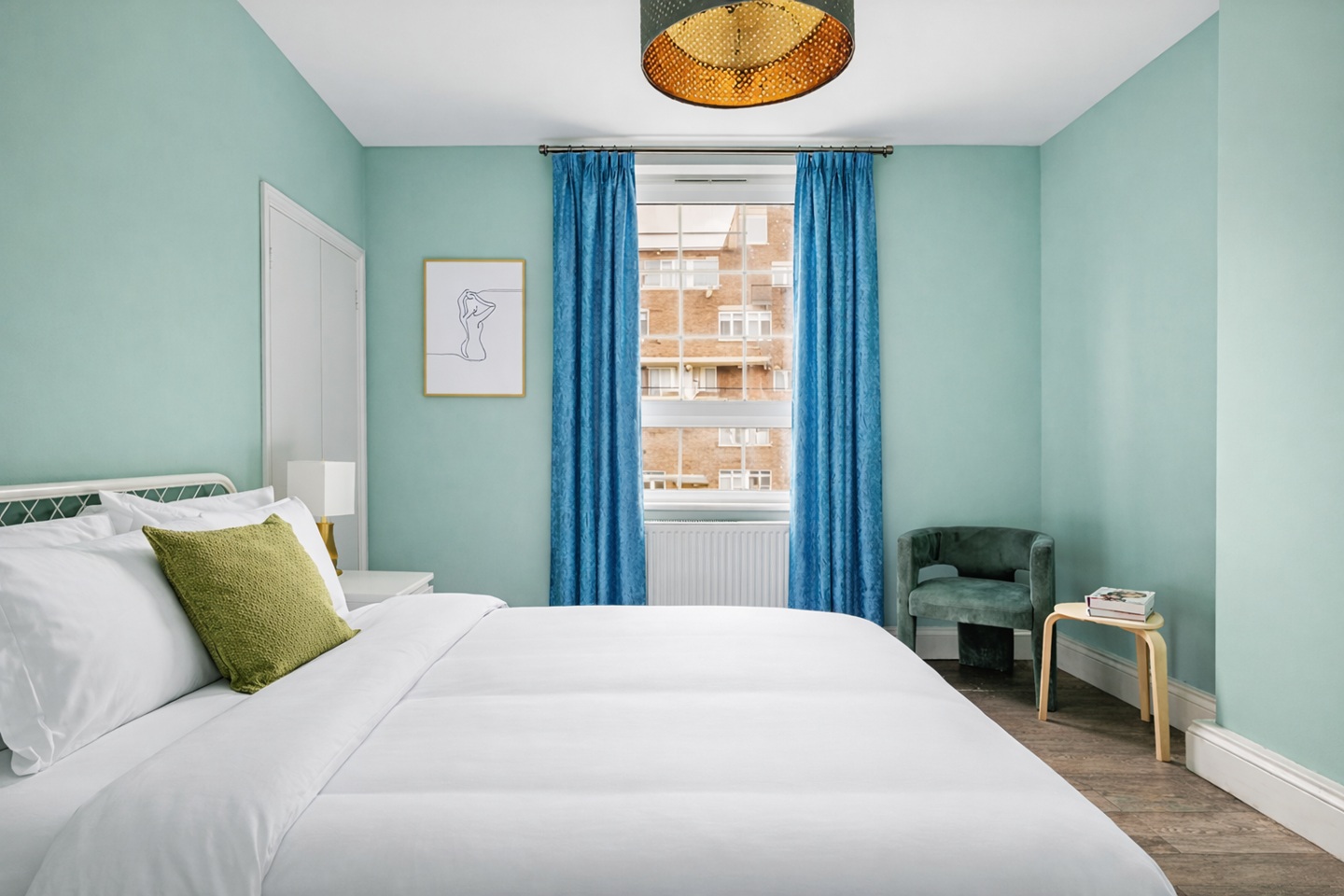 London - 2 Bed Flat, Dellow House, E1 - To Rent Now for £2,800.00 p/m