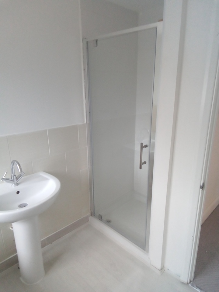 Surbiton - 1 Bed Maisonette, Minniedale, KT5 - To Rent Now for £1,350. ...
