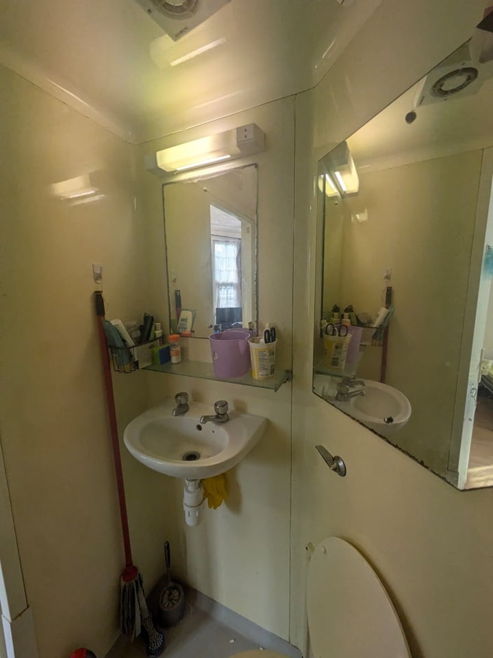 Hounslow - Studio Flat, Bulstrode Road, TW3 - To Rent Now for £740.00 p/m