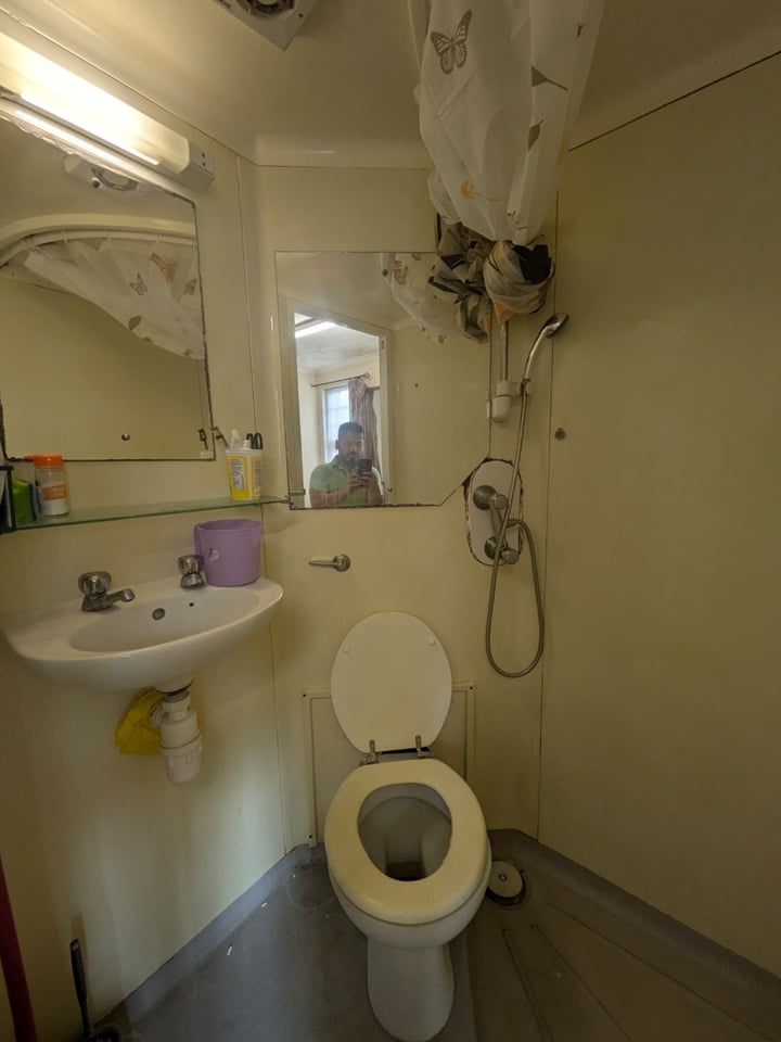 Hounslow - Studio Flat, Bulstrode Road, TW3 - To Rent Now for £740.00 p/m