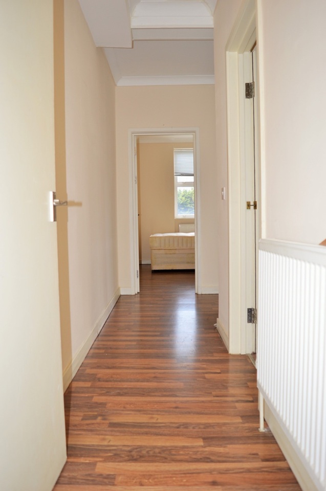 London - 2 Bed Flat, Walburgh St, E1 - To Rent Now for £1,800.00 p/m