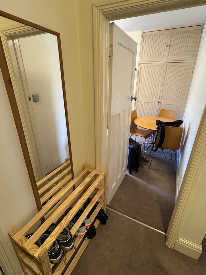 London - 1 Bed Flat, Marjorie Grove, SW11 - To Rent Now for £2,000.00 p/m