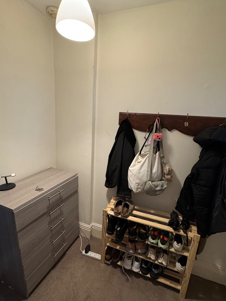 London - 1 Bed Flat, Marjorie Grove, SW11 - To Rent Now for £2,000.00 p/m