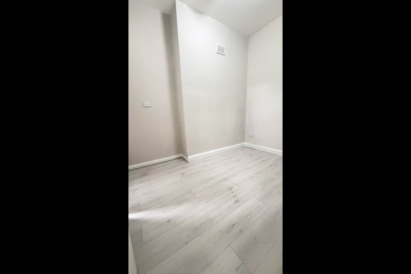 Cricklewood, London - 2 Bed Flat, Chapter Road, NW2 - To Rent Now for £ ...