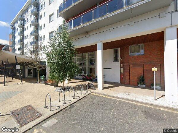 Brentwood - 2 Bed Flat, Becket House, CM14 - To Rent Now for £1,750.00 p/m