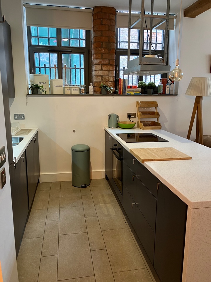 Manchester - 2 Bed Flat, Finlay's Warehouse, M1 - To Rent Now for £ ...