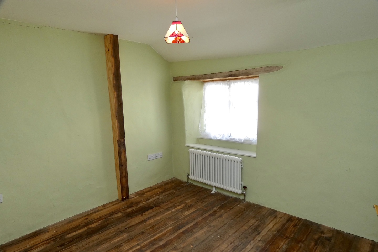 North Tawton, Devon - 2 Bed Detached House, North Street, EX20 - To ...