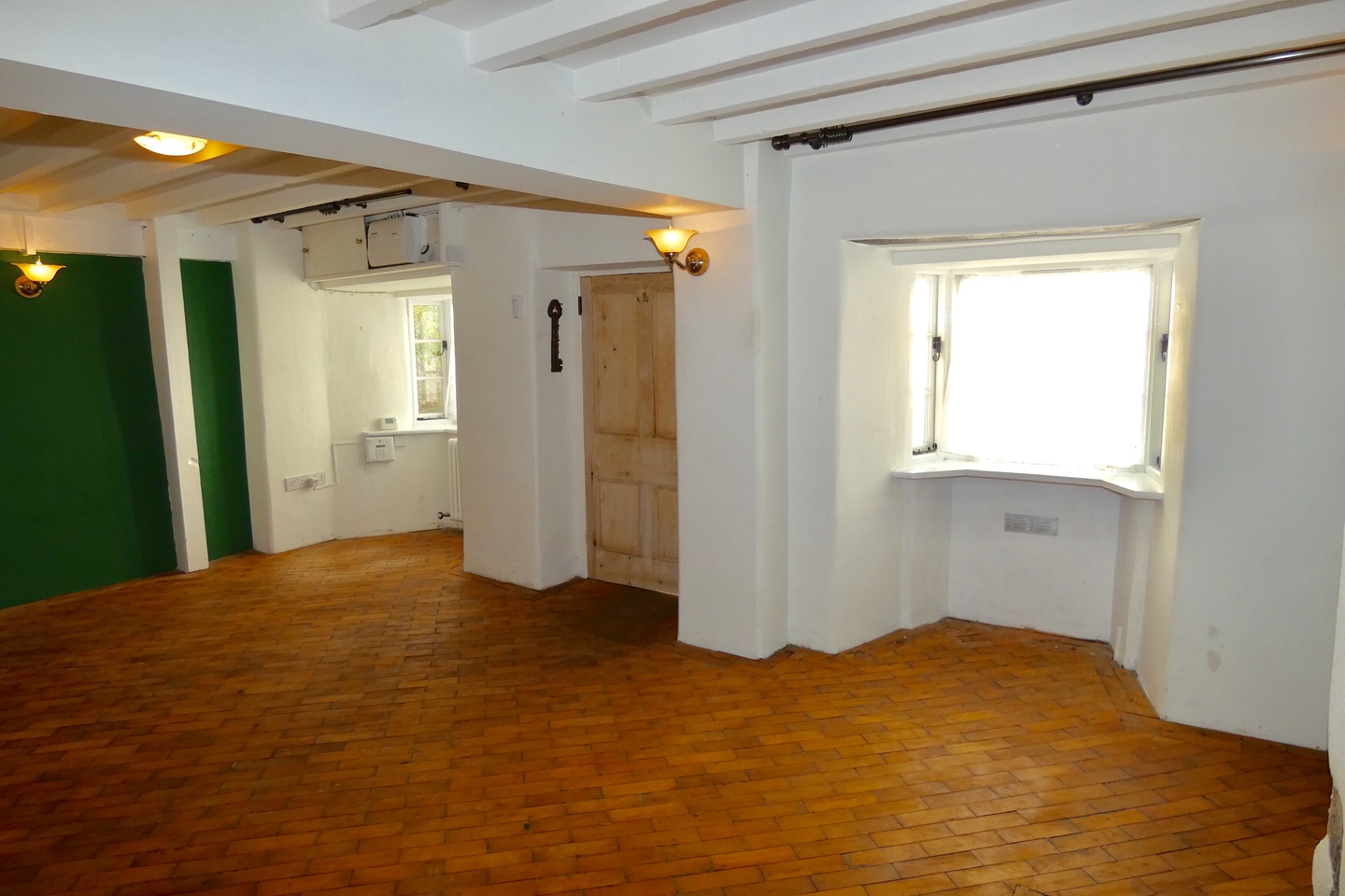 North Tawton, Devon - 2 Bed Detached House, North Street, EX20 - To ...