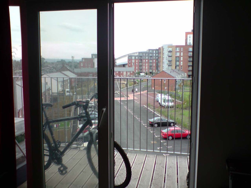 Manchester - 2 Bed Flat, Stuart Street, M11 - To Rent Now for £1,095.00 p/m