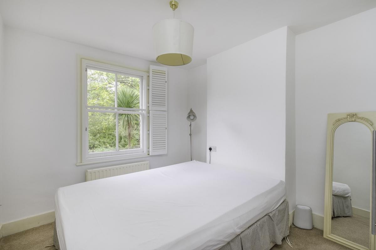 London - 1 Bed Flat, Hurlingham Road, SW6 - To Rent Now for £2,200.00 p/m