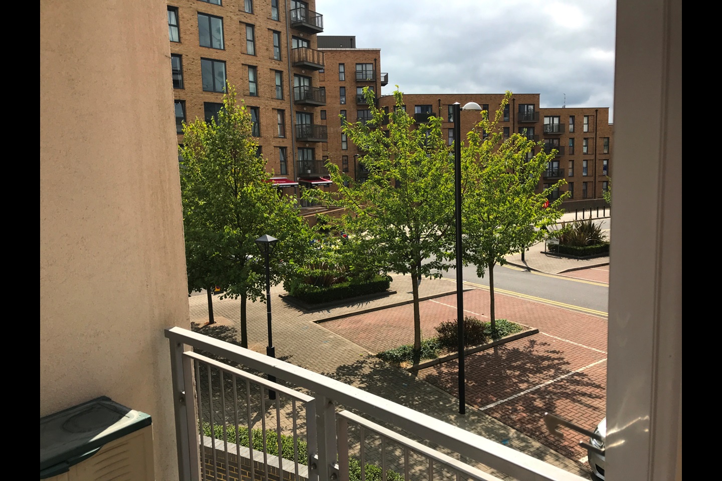 Croydon - 2 Bed Flat, Peebles Court, CR0 - To Rent Now for £1,500.00 p/m