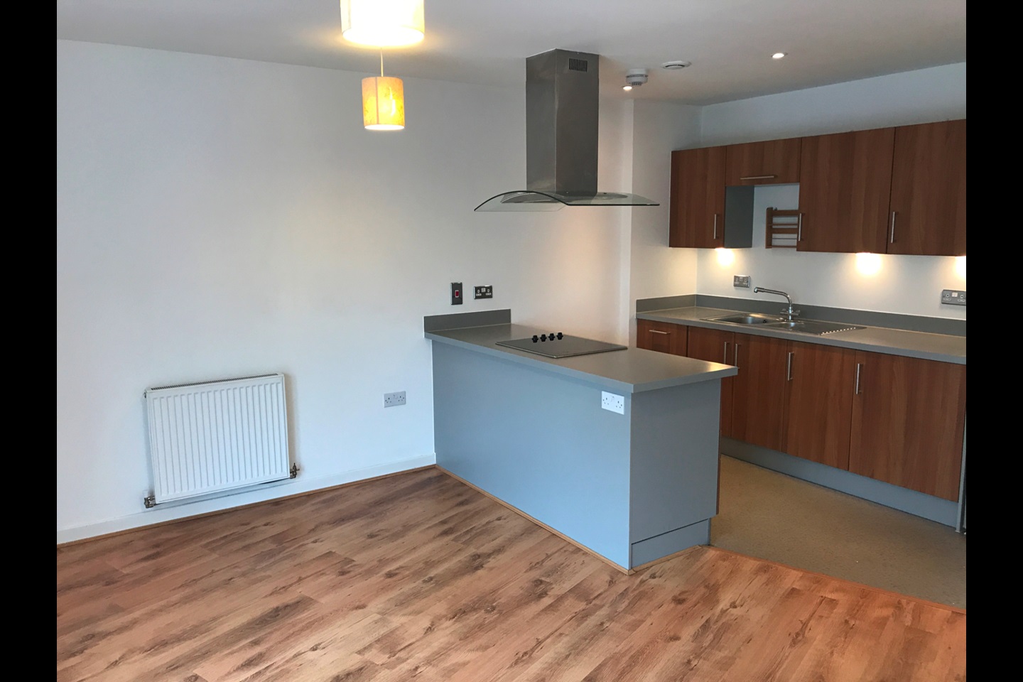 Croydon - 2 Bed Flat, Peebles Court, CR0 - To Rent Now for £1,500.00 p/m