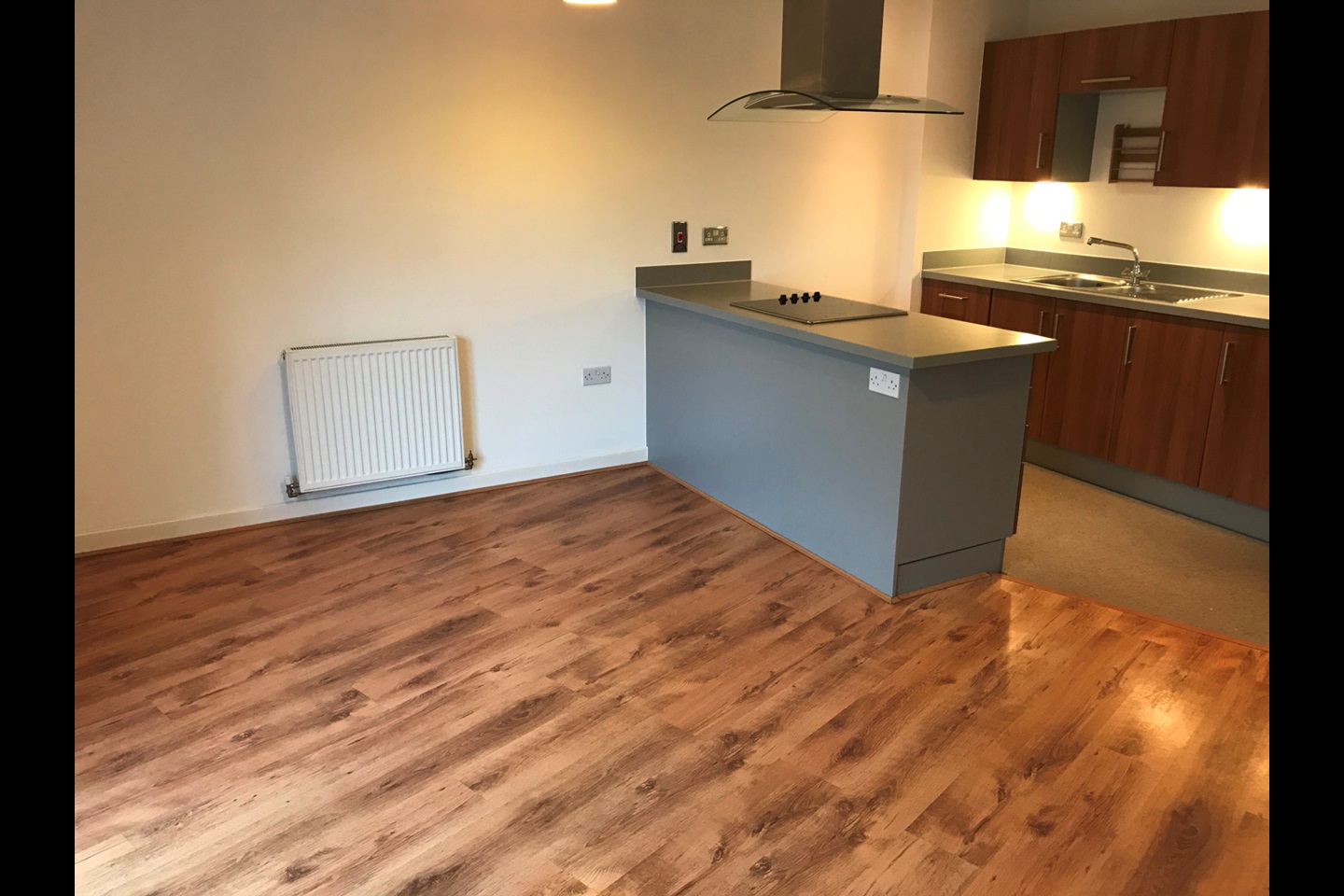 Croydon - 2 Bed Flat, Peebles Court, CR0 - To Rent Now for £1,500.00 p/m