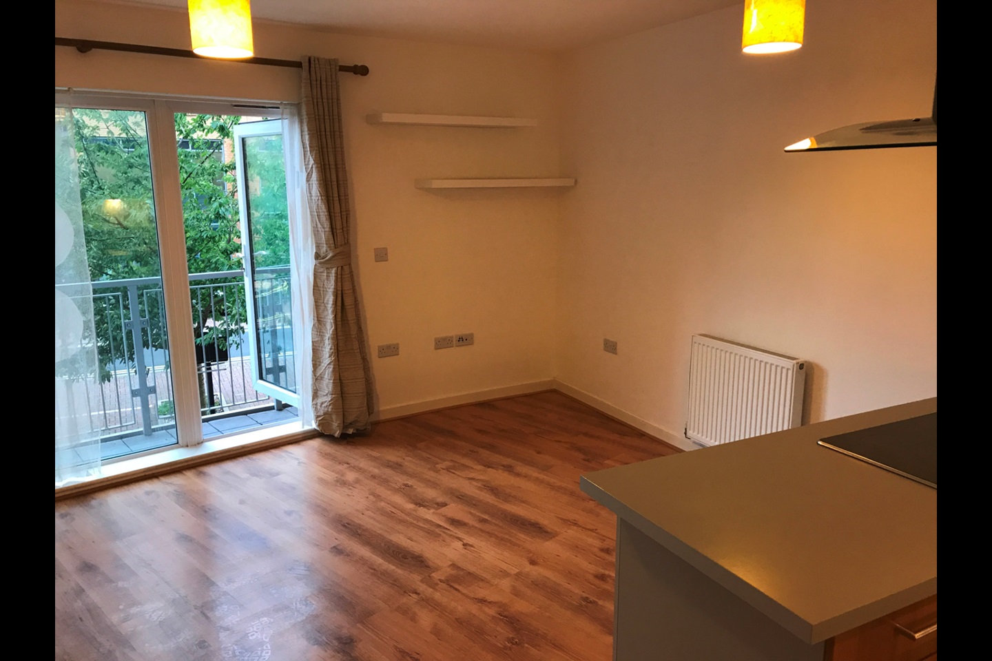 Croydon - 2 Bed Flat, Peebles Court, CR0 - To Rent Now for £1,500.00 p/m