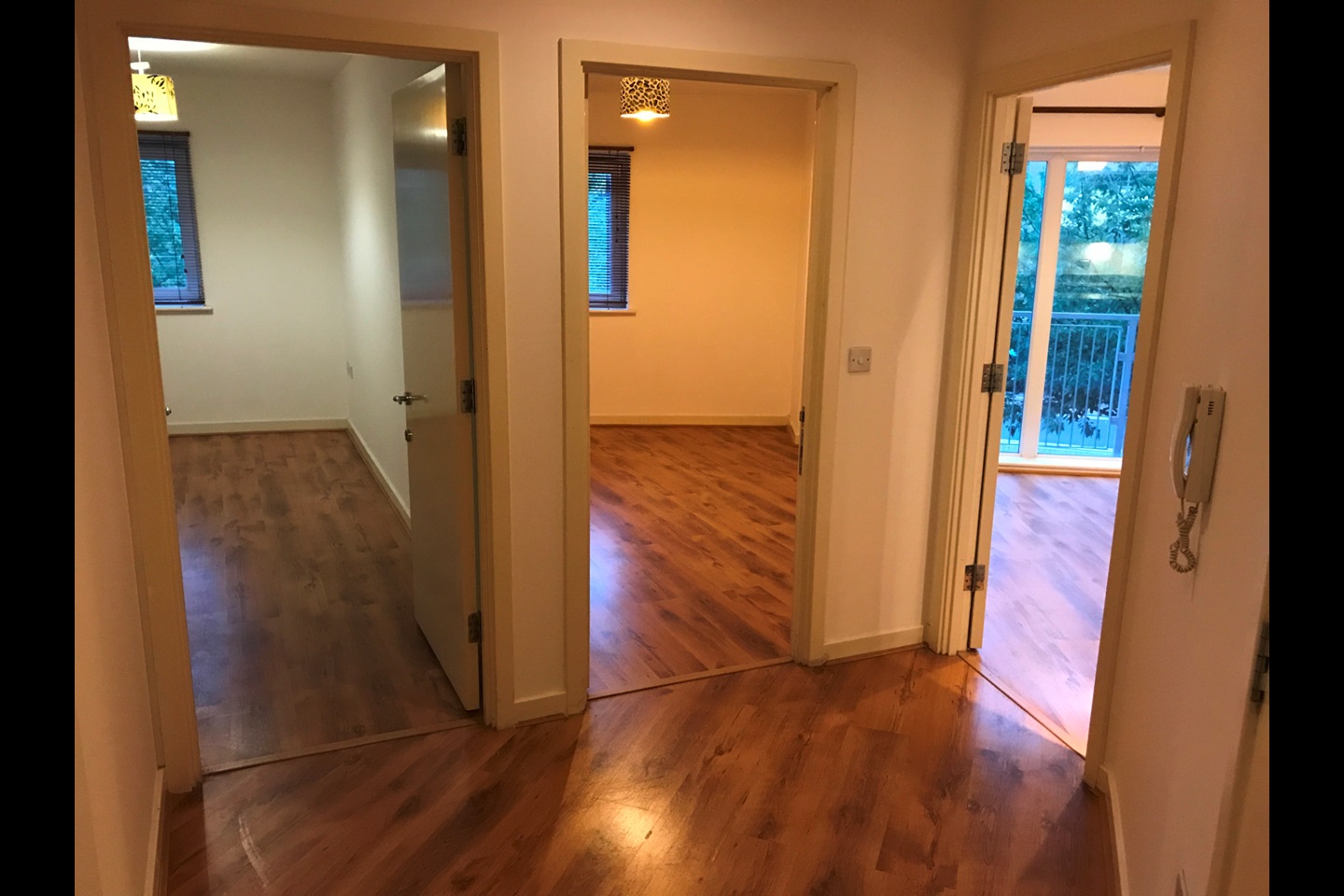 Croydon - 2 Bed Flat, Peebles Court, CR0 - To Rent Now for £1,500.00 p/m
