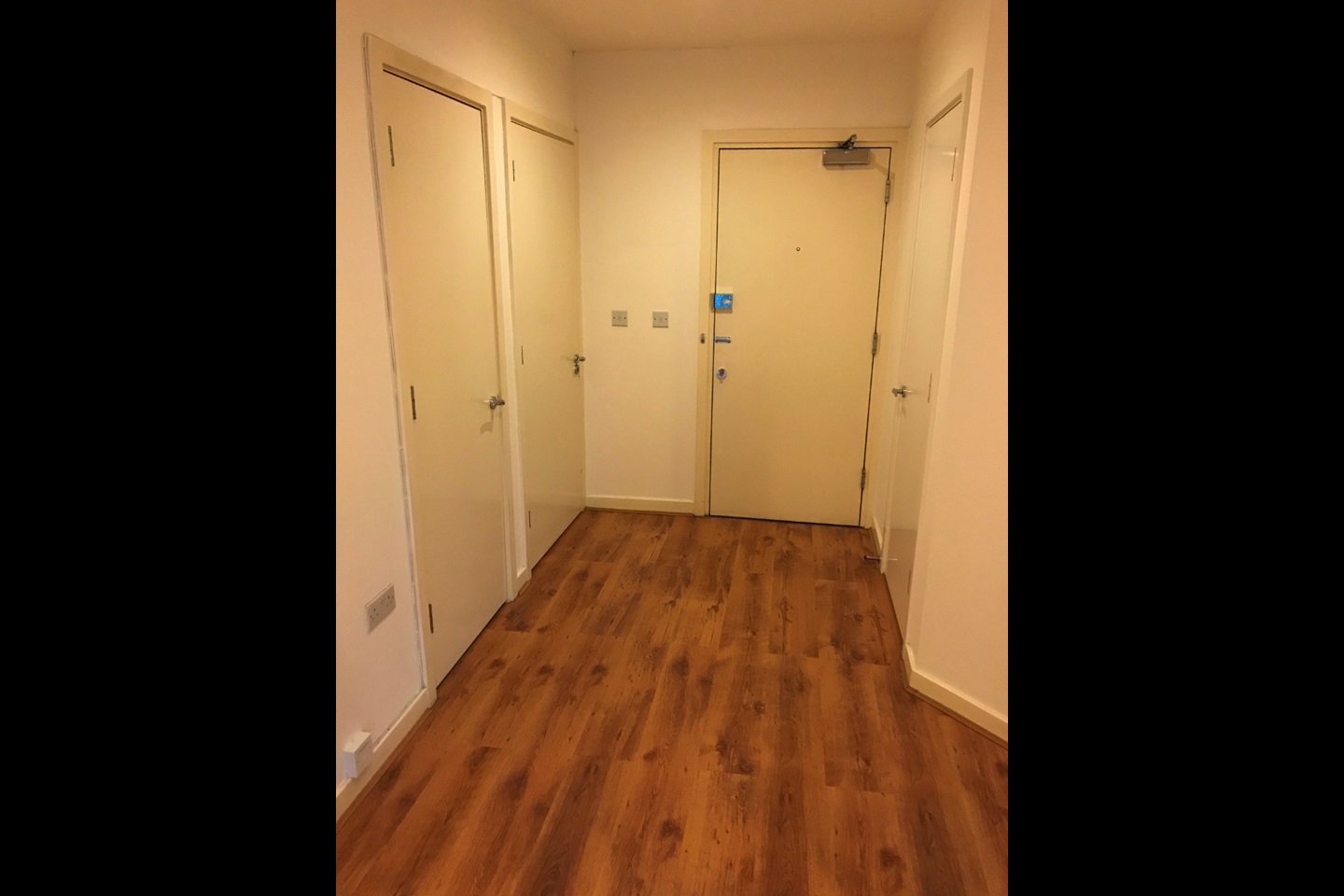 Croydon - 2 Bed Flat, Peebles Court, CR0 - To Rent Now for £1,500.00 p/m