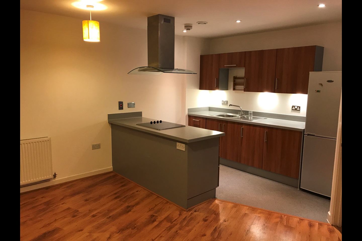 Croydon - 2 Bed Flat, Peebles Court, CR0 - To Rent Now for £1,500.00 p/m