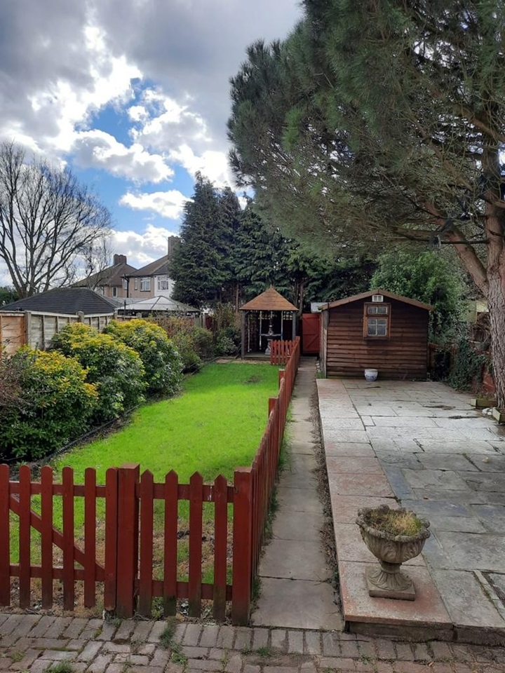 London - 4 Bed Semi-Detached House, Lingfield Crescent, SE9 - To Rent ...