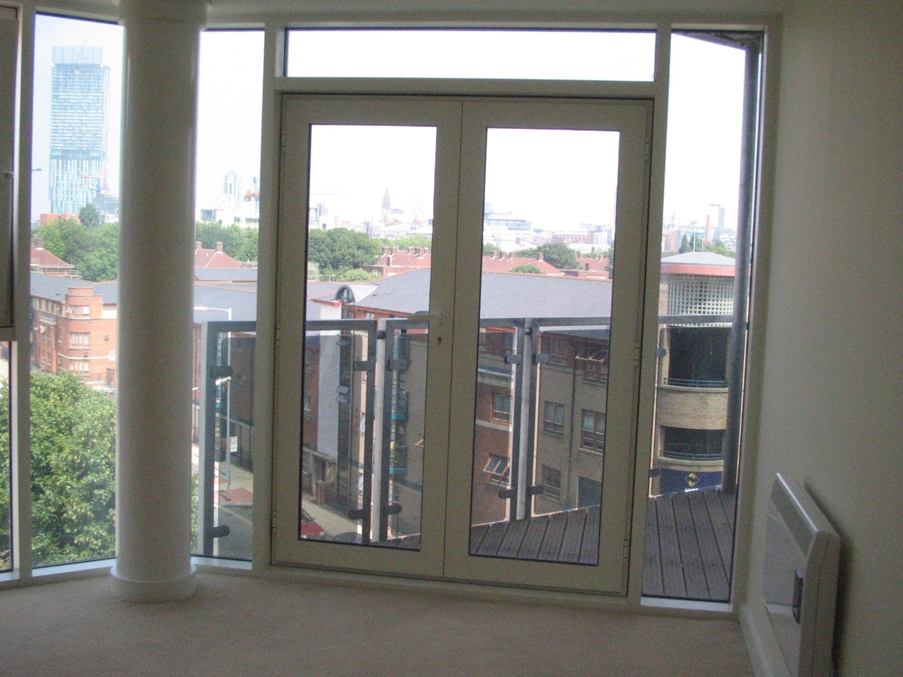 Manchester - 2 Bed Flat, Bishops Corner, M15 - To Rent Now for £1,095. ...