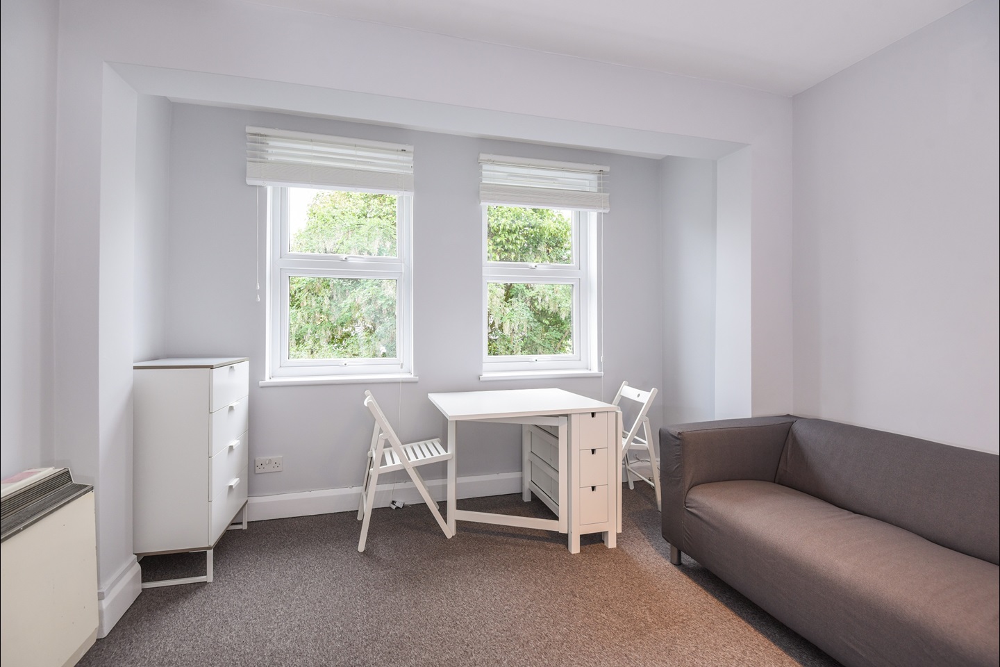 London - 1 Bed Flat, Harlesden Road, NW10 - To Rent Now for £1,349.00 p/m