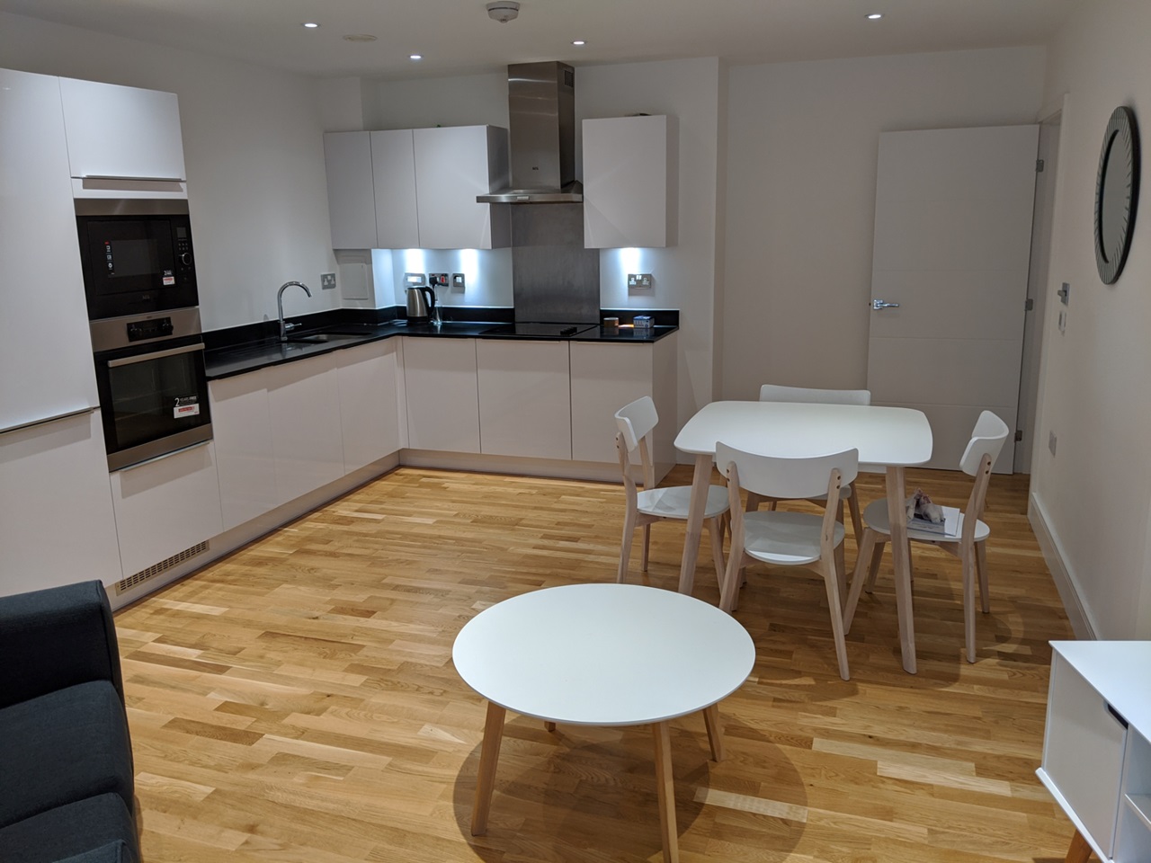 London - 1 Bed Flat, Cityview Point, E14 - To Rent Now for £1,725.00 p/m