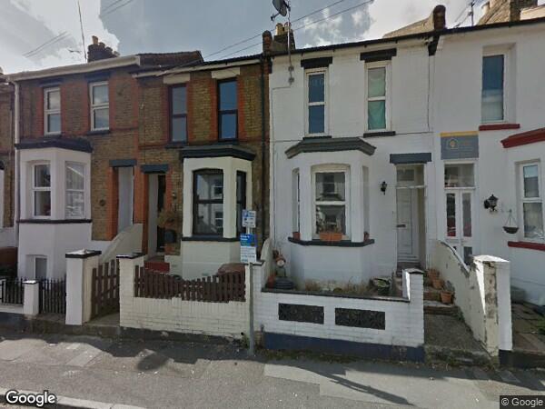 Kent - 4 Bed Terraced House, Milburn Road, ME7 - To Rent Now for £1,650 ...