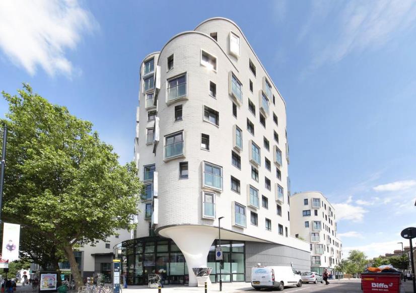 Clapham - 1 Bed Flat, St Luke Avenue, SW4 - To Rent Now for £2,100.00 p/m