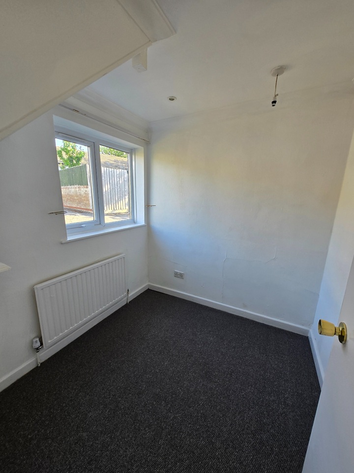Eaglestone, Milton Keynes - 4 Bed Terraced House, High Trees, MK6 - To ...