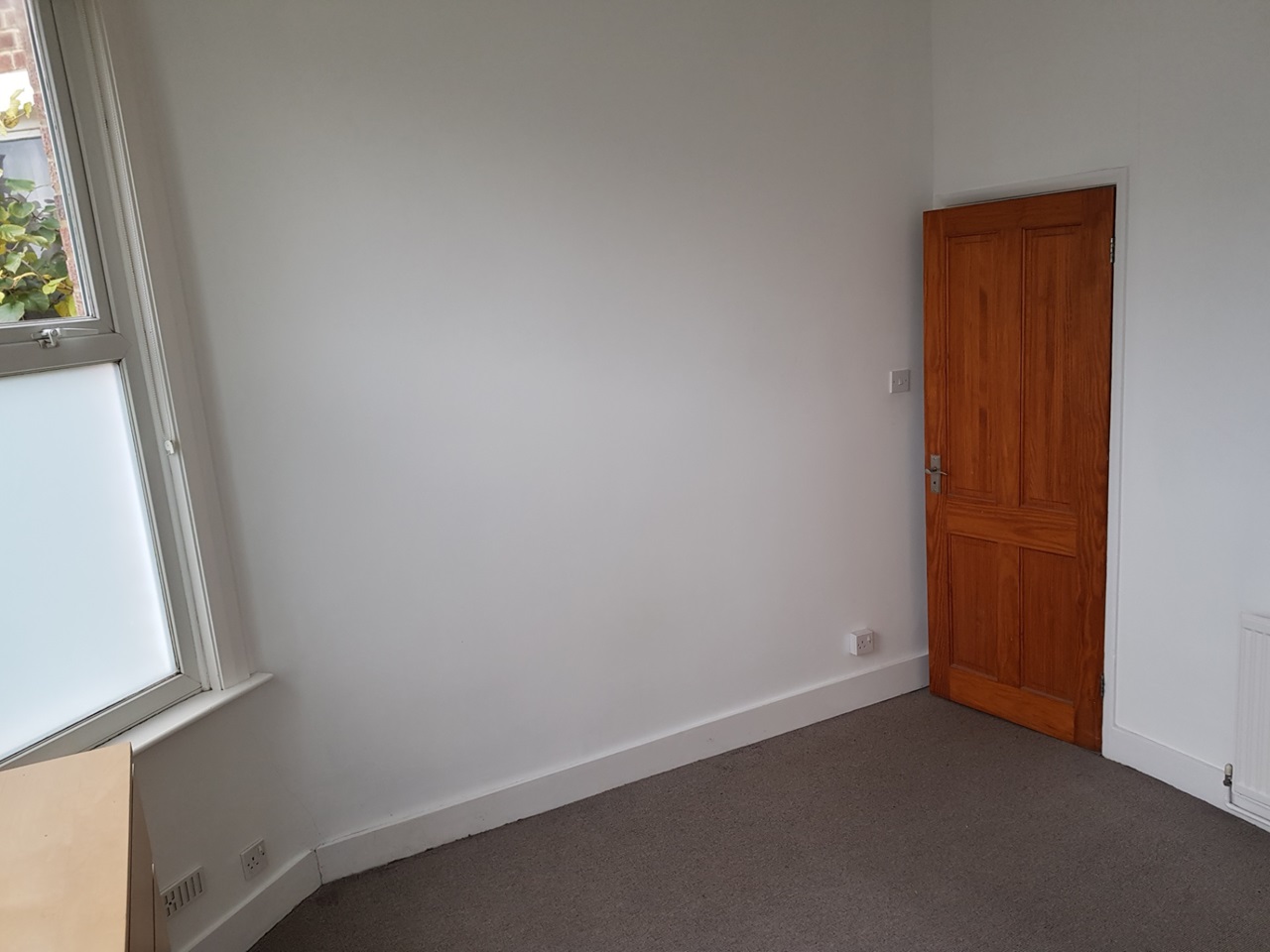 London - 1 Bed Flat, Thornlaw Road, SE27 - To Rent Now for £1,550.00 p/m