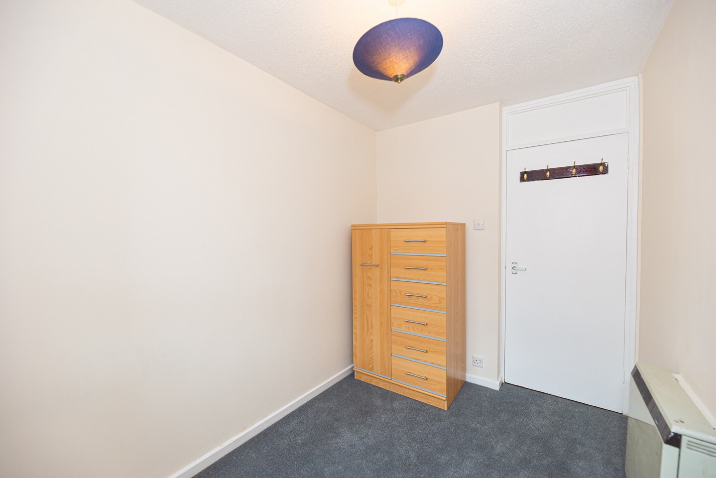 London - 3 Bed Maisonette, Goulden House, SW11 - To Rent Now for £2,500 ...