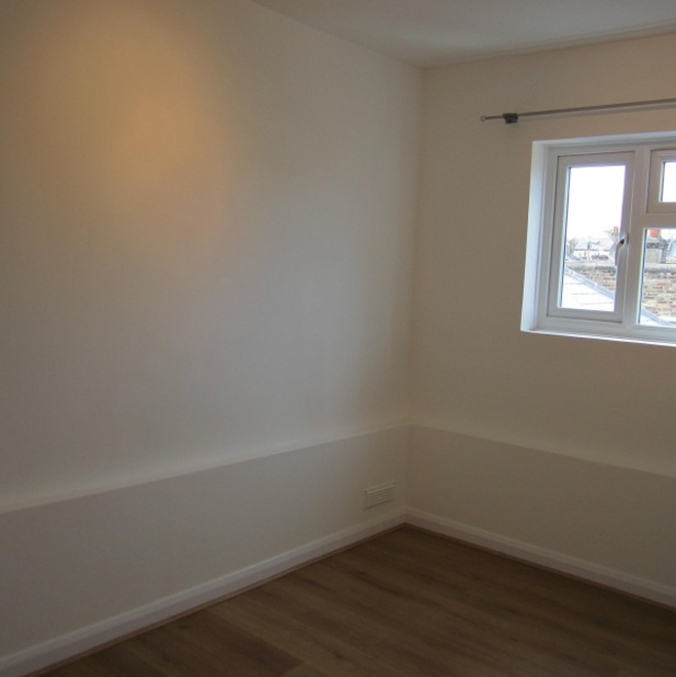 London - 2 Bed Flat, Oldridge Road, SW12 - To Rent Now for £2,200.00 p/m