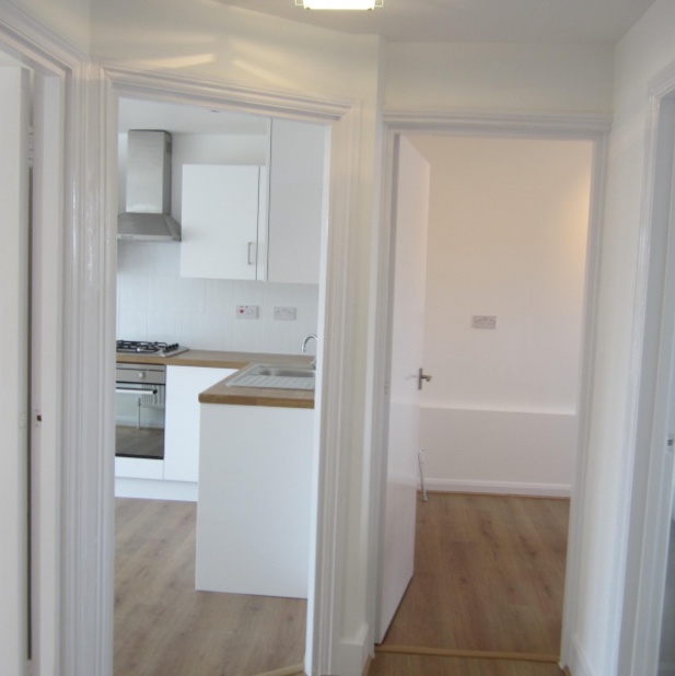 London - 2 Bed Flat, Oldridge Road, SW12 - To Rent Now for £2,200.00 p/m