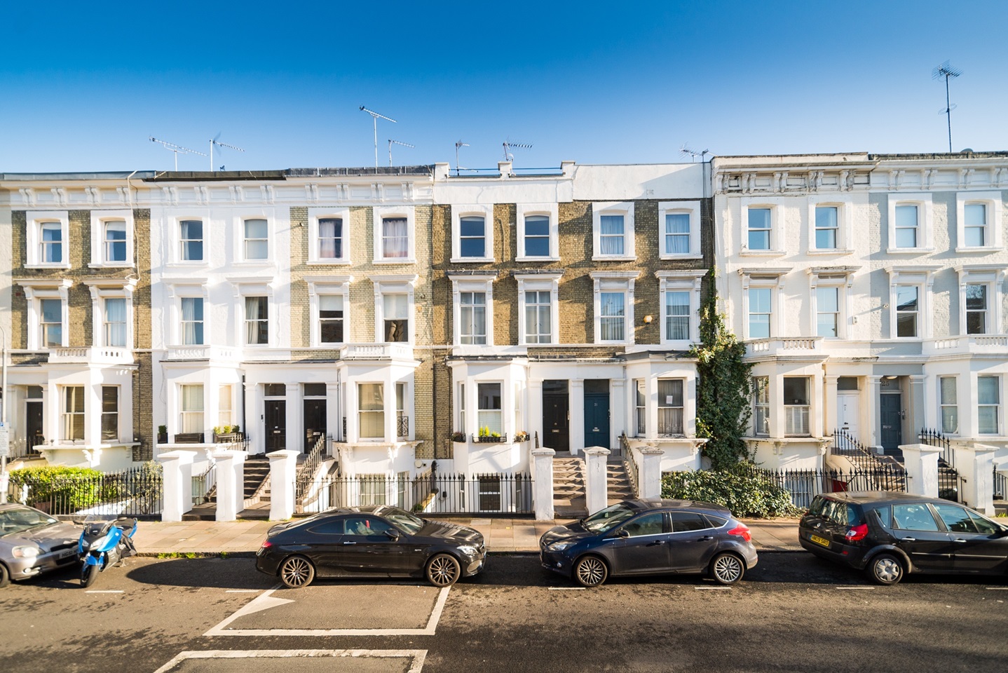 London - 2 Bed Flat, Ongar Road, SW6 - To Rent Now for £2,250.00 p/m