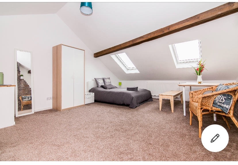 Liverpool - Bedsit, Spellow Lane, L4 - To Rent Now for £780.00 p/m