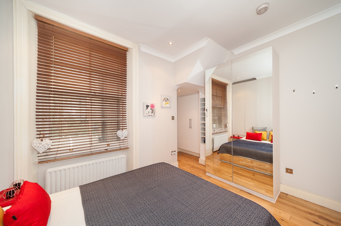 London - 1 Bed Flat, Ifield Road, SW10 - To Rent Now for £2,000.00 p/m