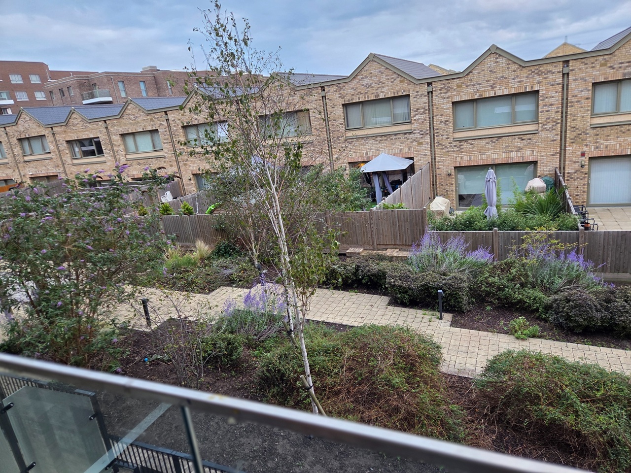Barking - 2 Bed Flat, Northgate Road, IG11 - To Rent Now for £1,875.00 p/m