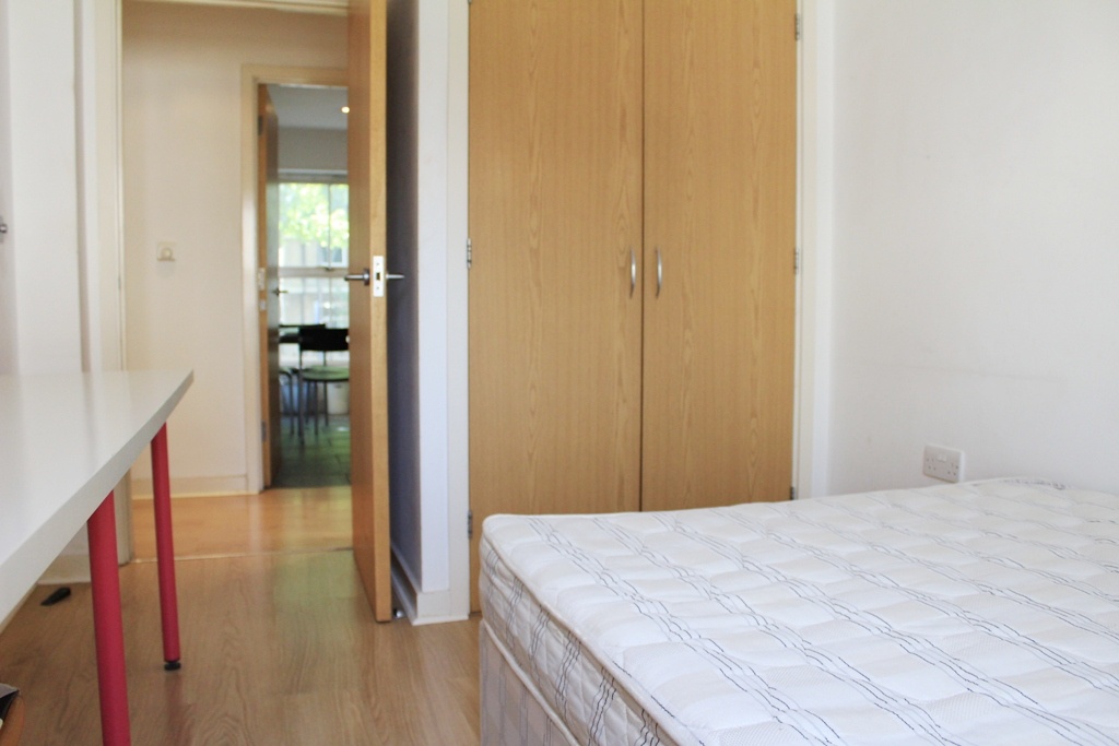 London - 4 Bed Flat, Northpoint Square, NW1 - To Rent Now for £3,600.00 p/m