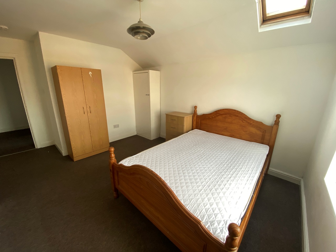 Manchester - 1 Bed Flat, Daisy Bank Road, M14 - To Rent Now for £900.00 p/m