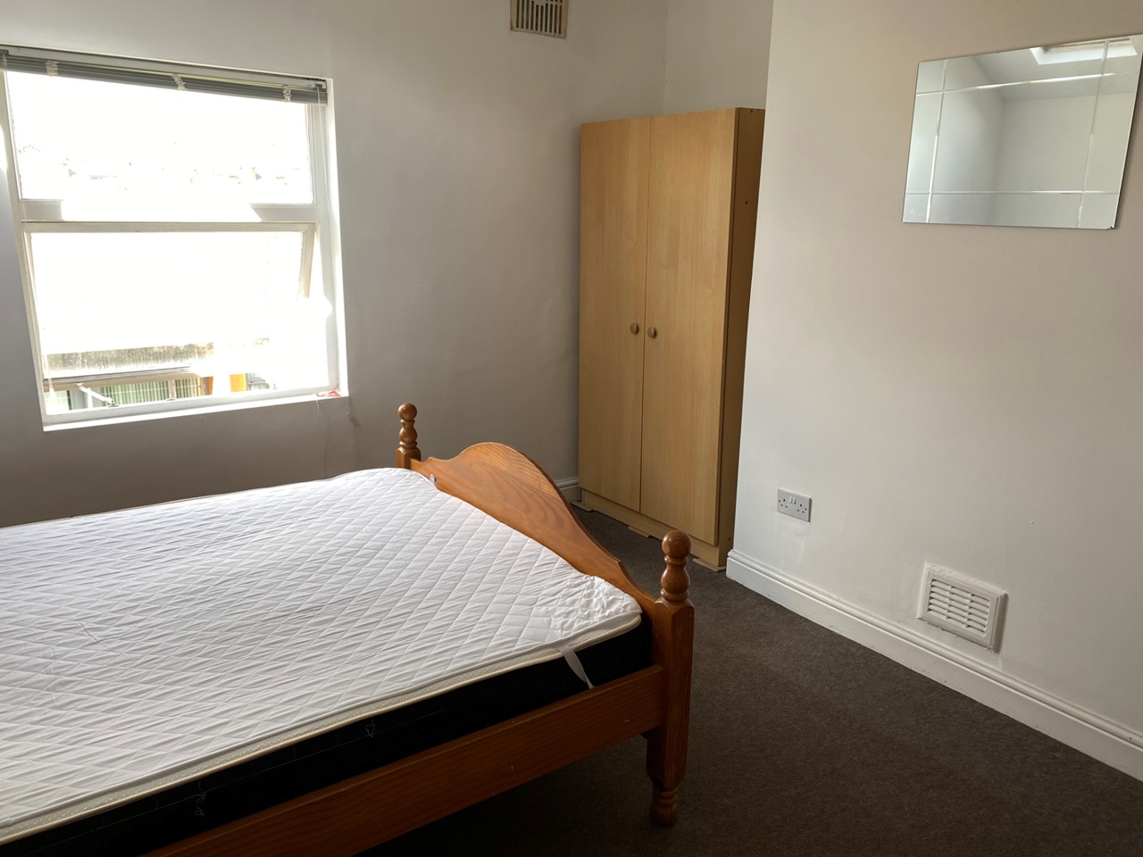 Manchester - 1 Bed Flat, Daisy Bank Road, M14 - To Rent Now for £900.00 p/m