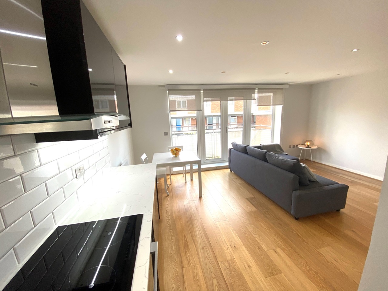 London - 2 Bed Flat, Signal House, SE1 - To Rent Now for £2,795.00 p/m