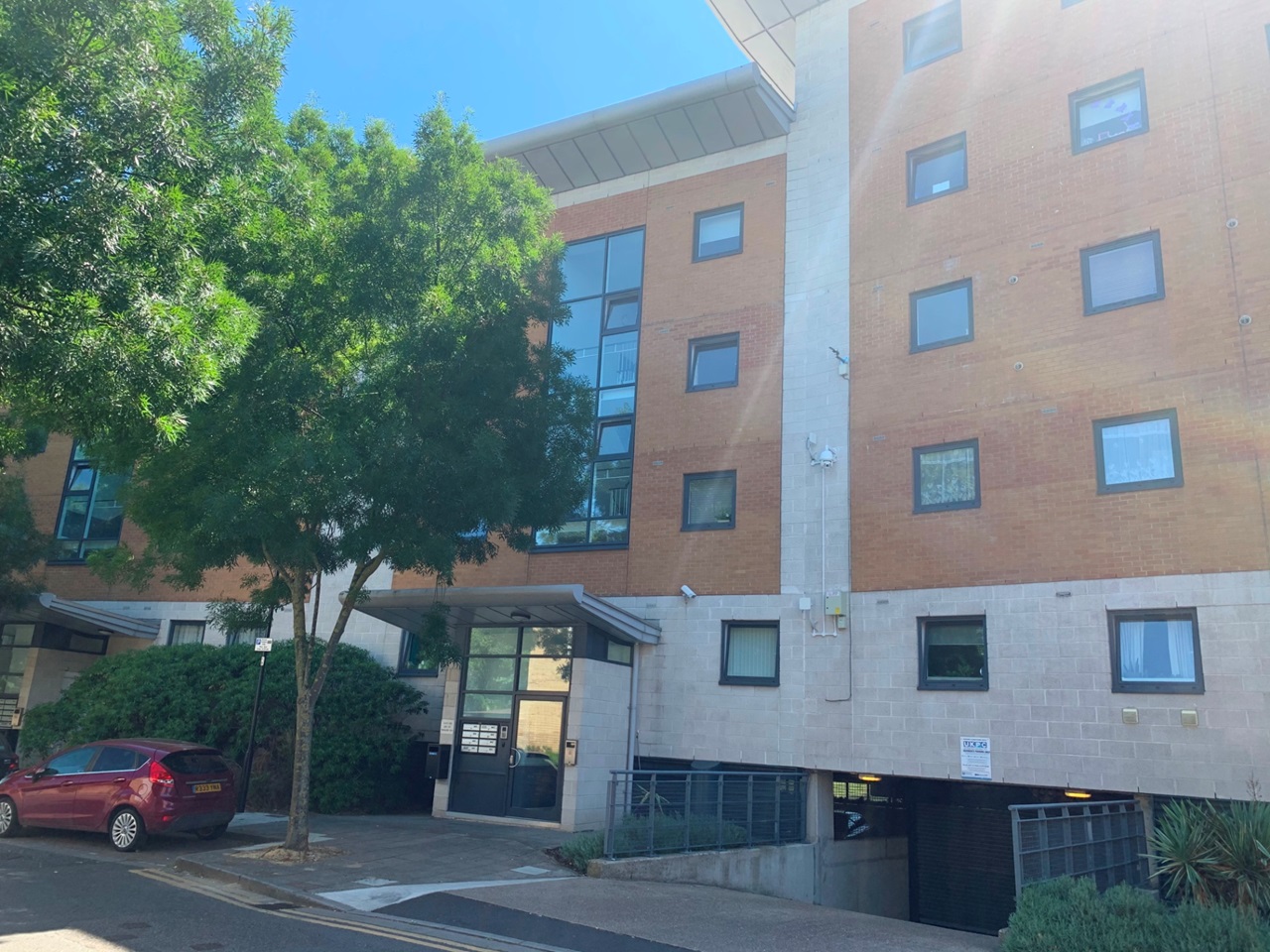 London - 1 Bed Flat, Fishguard Way, E16 - To Rent Now for £1,550.00 p/m