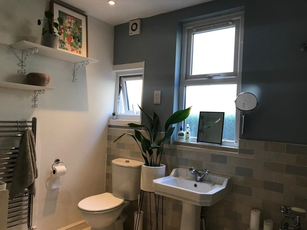 London - 2 Bed Flat, Lloyd Park, E17 - To Rent Now for £1,975.00 p/m