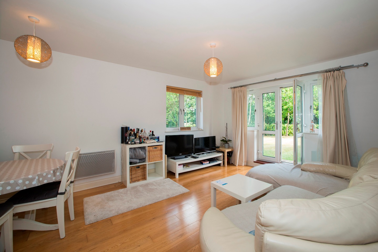 Reading - 2 Bed Flat, Napier Road, RG1 - To Rent Now for £1,600.00 p/m