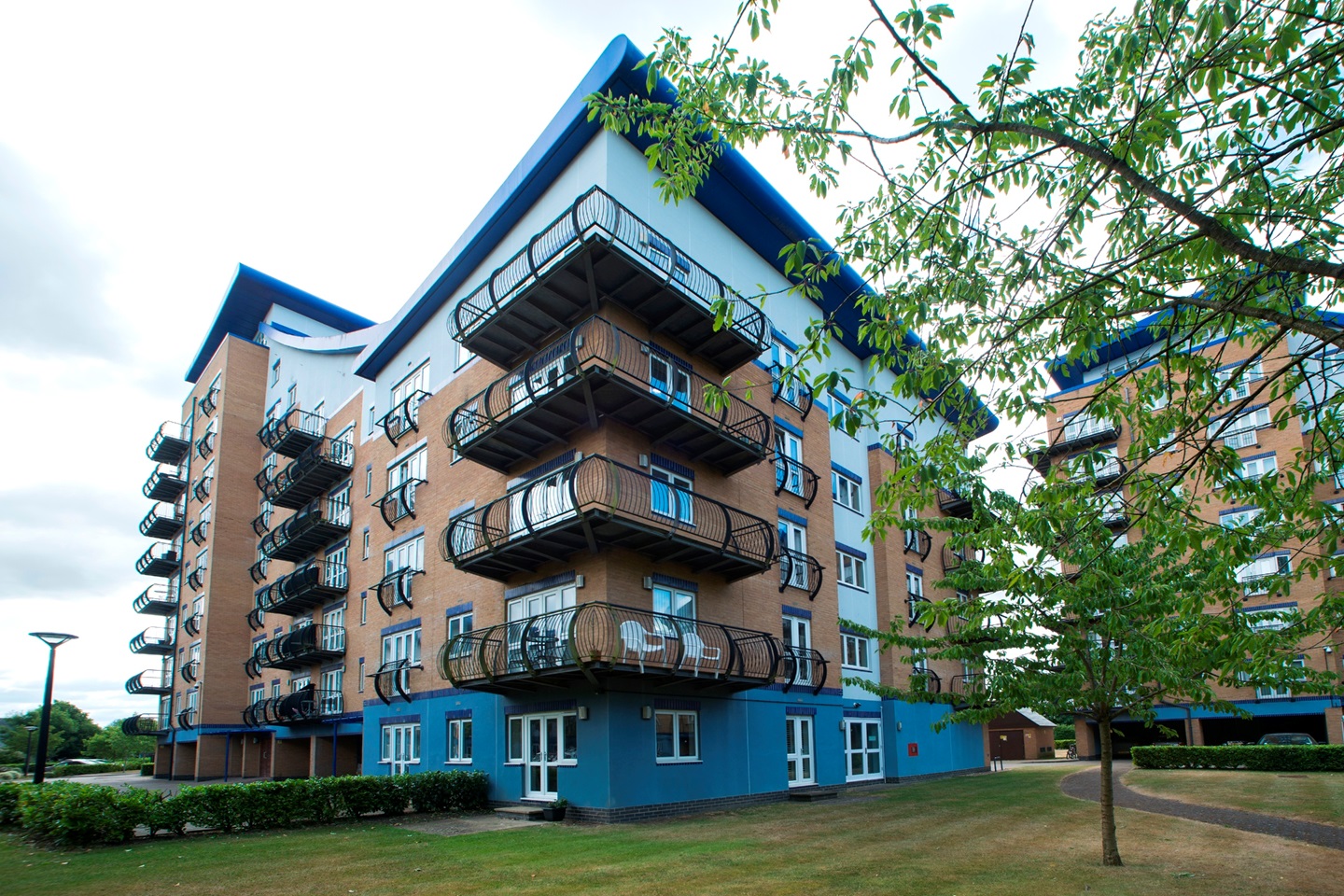 Reading - 2 Bed Flat, Napier Road, RG1 - To Rent Now for £1,600.00 p/m