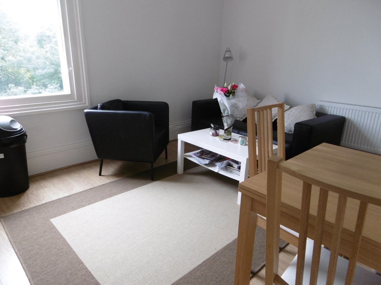 London - 3 Bed Flat, Carlton Drive, SW15 - To Rent Now for £2,500.00 p/m