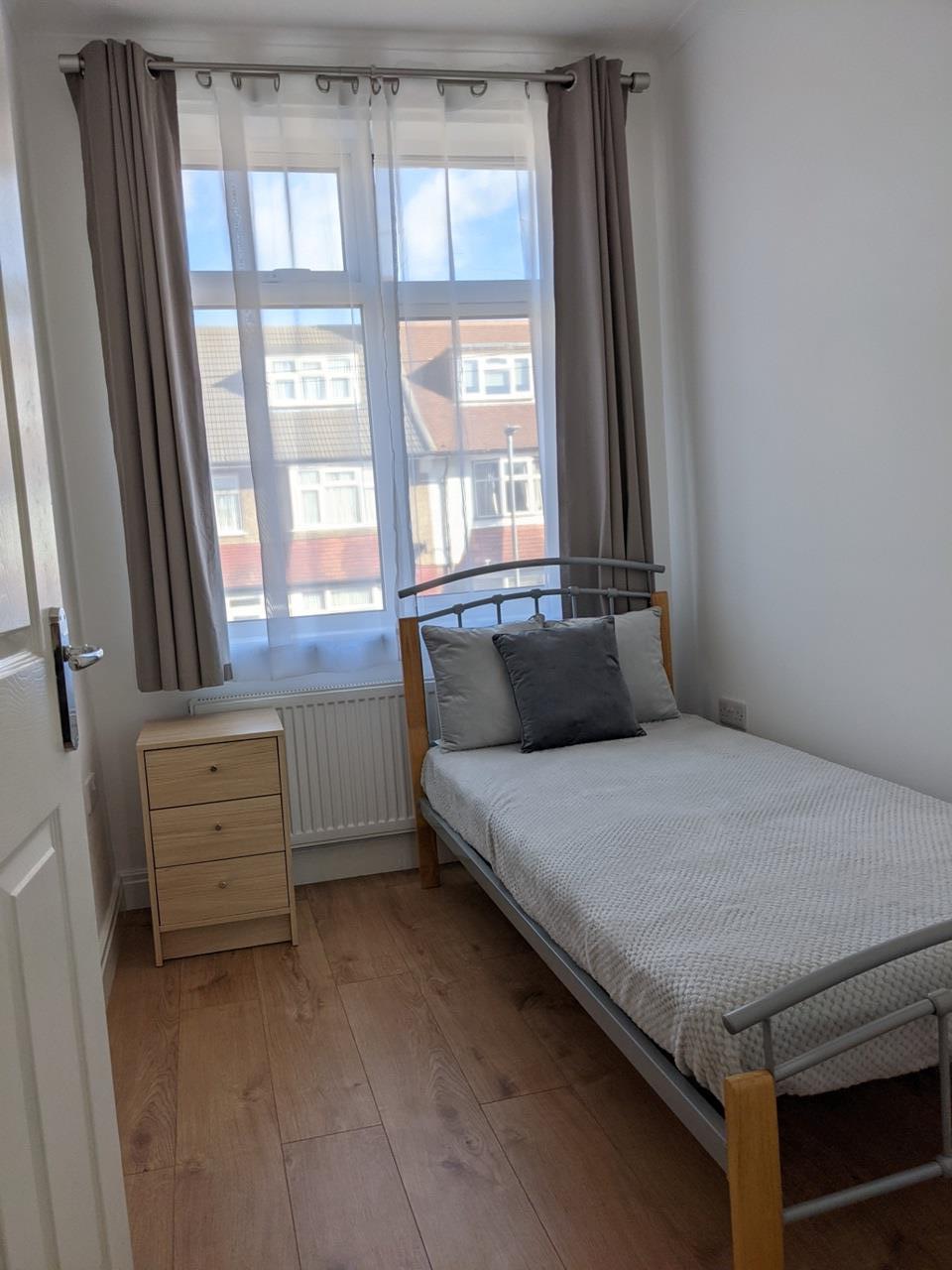 London - 4 Bed End Terrace, Hebdon Road, SW17 - To Rent Now for £3,110. ...