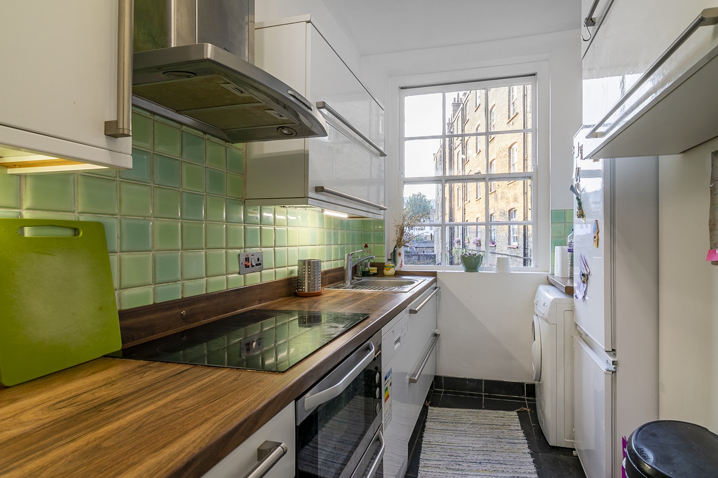 London - 2 Bed Flat, Stepney Green, E1 - To Rent Now for £2,000.00 p/m