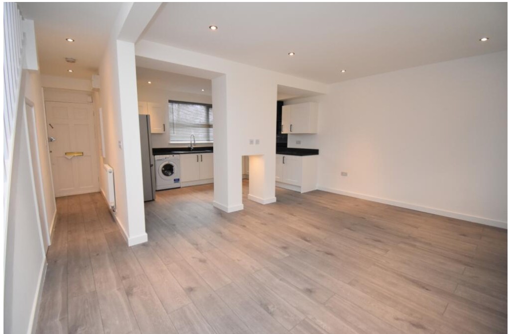 London - 3 Bed Terraced House, Edington Road, SE2 - To Rent Now for £ ...