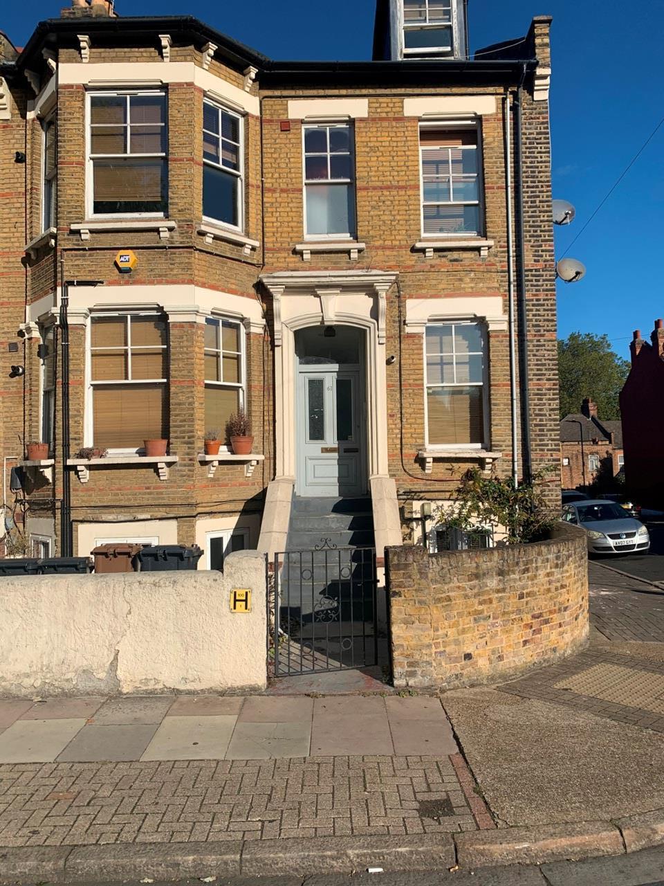 London - 4 Bed Flat, Thistlewaite Road, E5 - To Rent Now for £3,495.00 p/m
