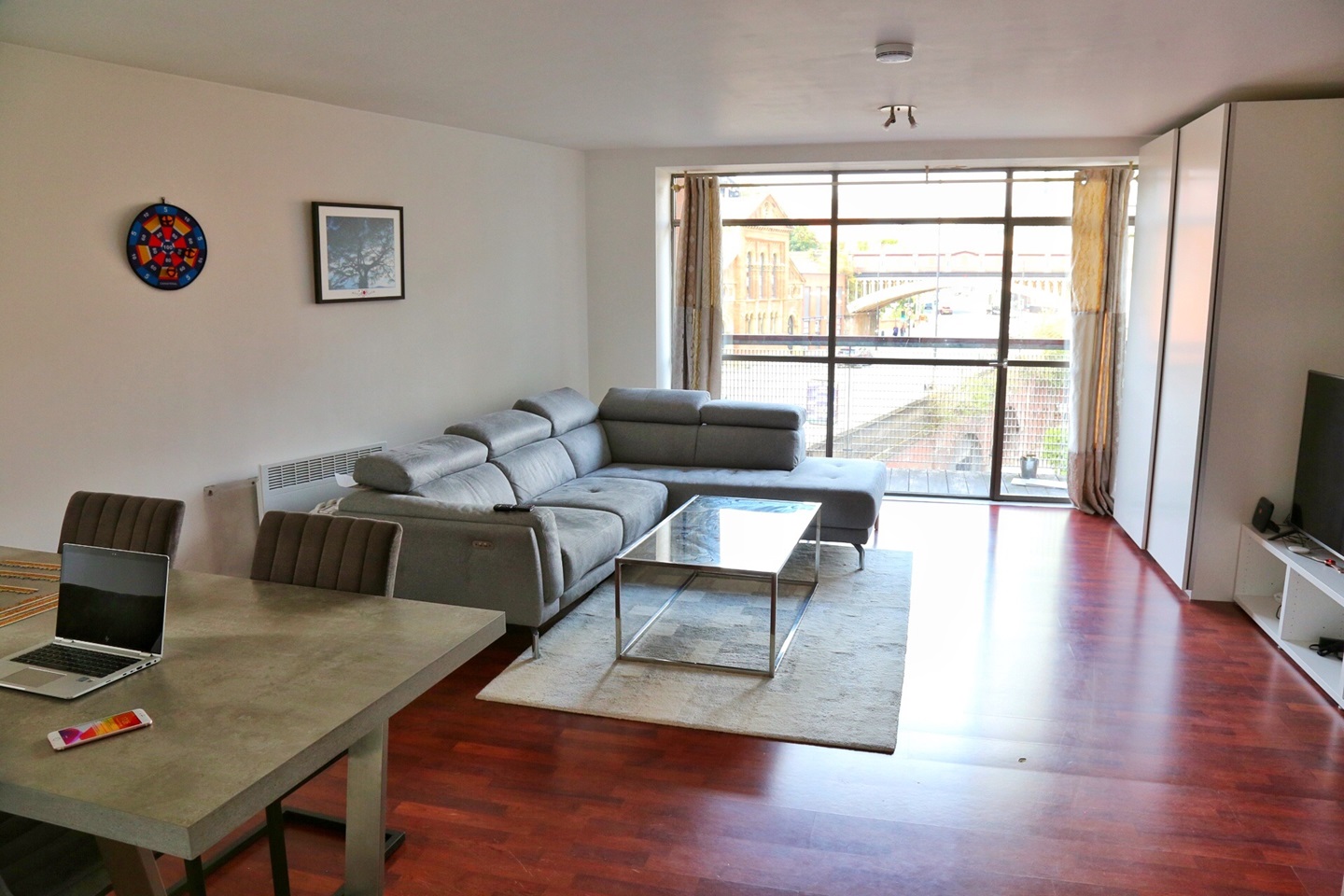 Manchester - 2 Bed Flat, Deansgate, M3 - To Rent Now for £1,700.00 p/m